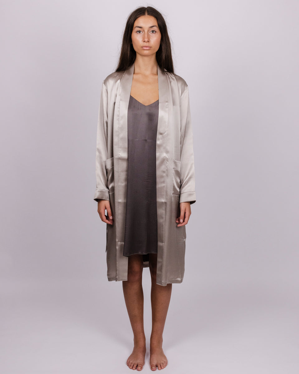 SILK DRESSING GOWN SILVER MIST – Silk Magnolia